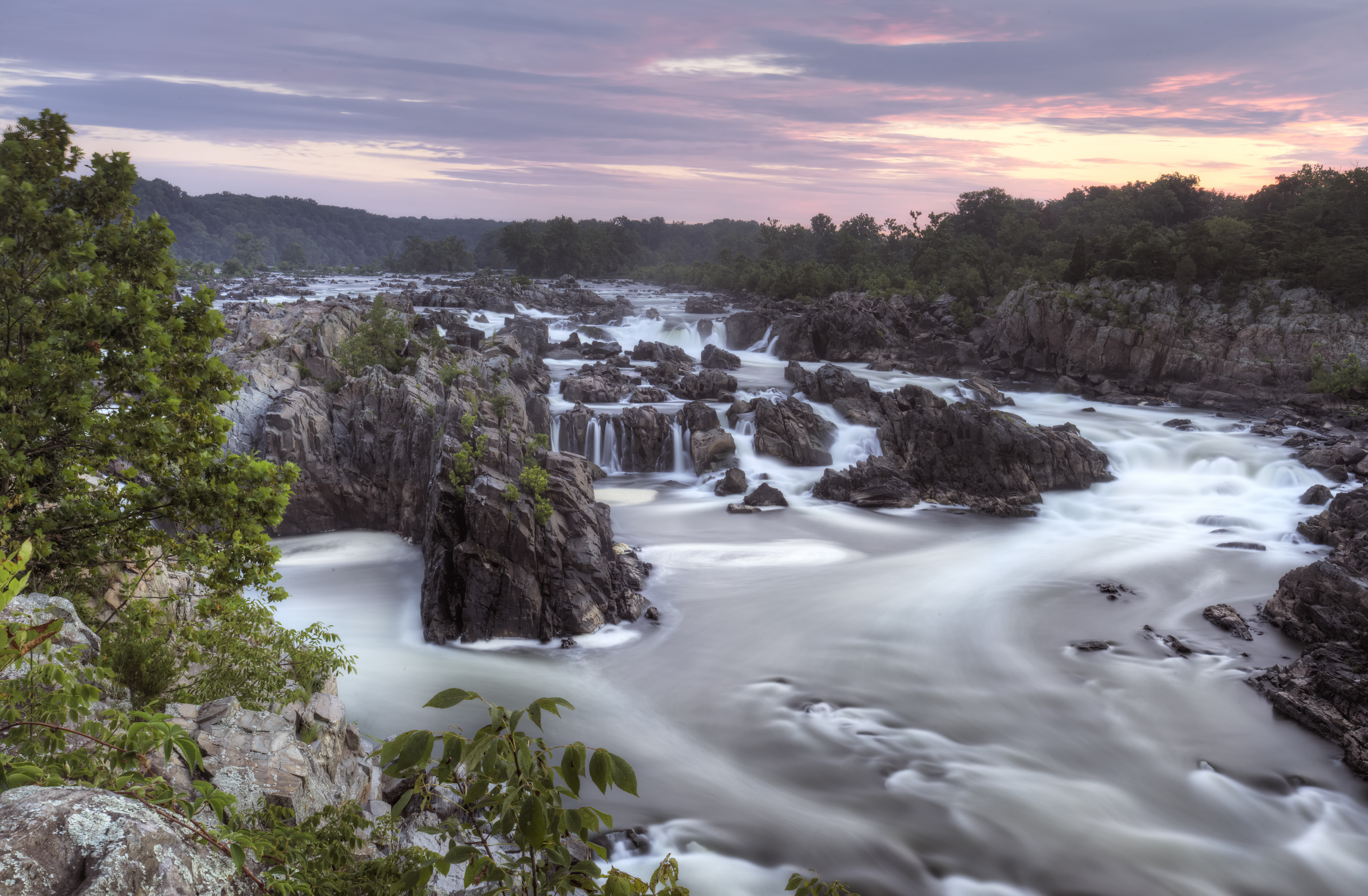 great-falls-sunrise-overlook